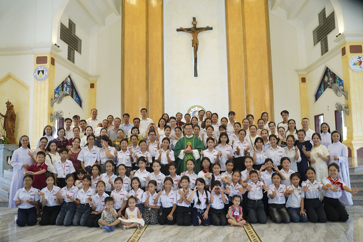 Khóa Nội trú hè 2025: Thánh lễ Bế giảng